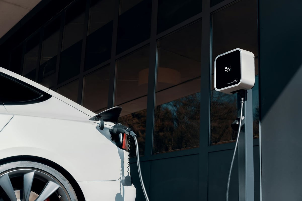 Qu'est-ce que l'ISO 15118 Plug & Charge ? Guide 2026 | Bornetik IDF